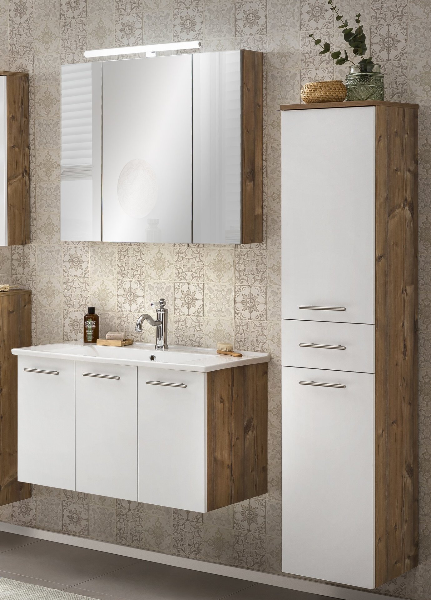 Badmöbel Sets – modern und elegant| Möbel Inhofer