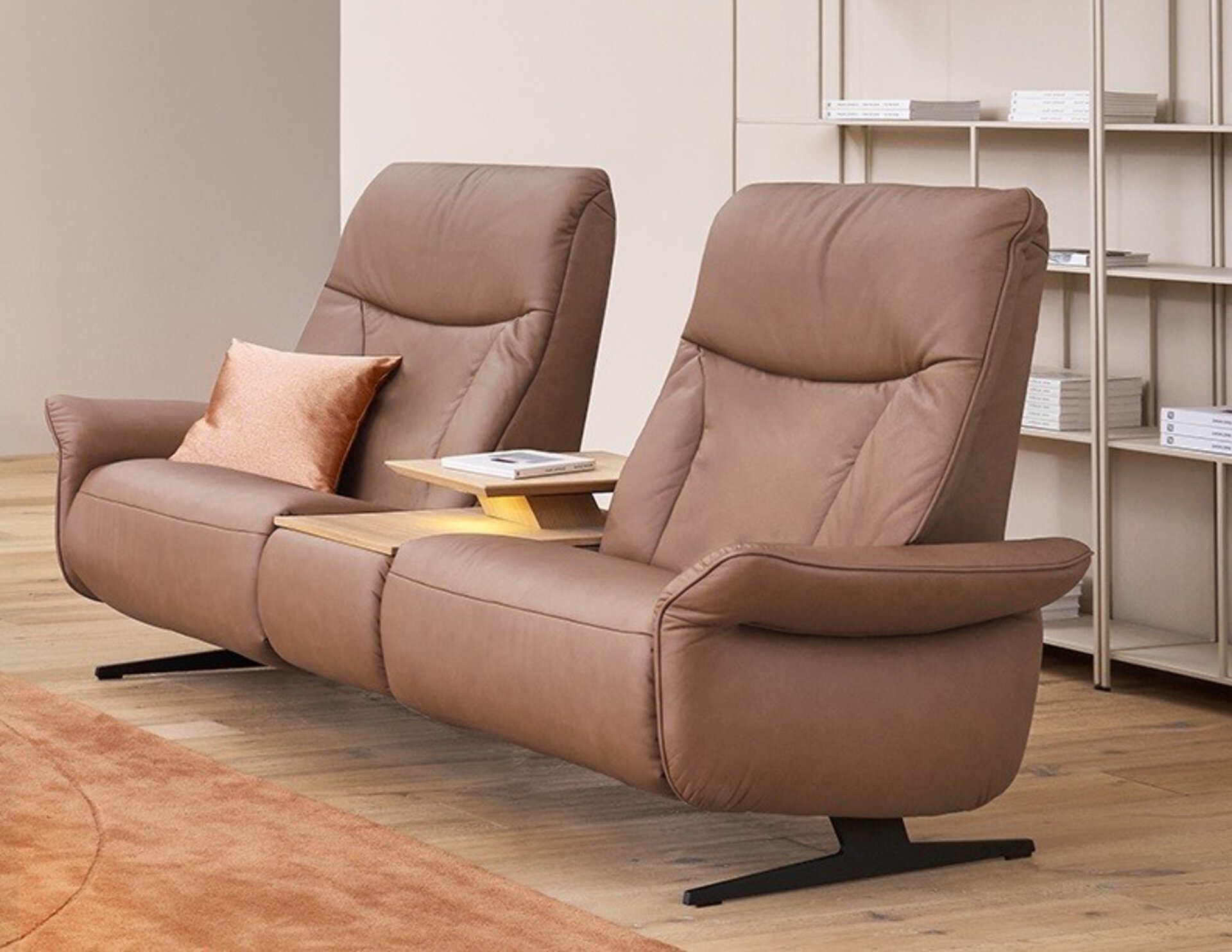 Mondo Mobel Sofa